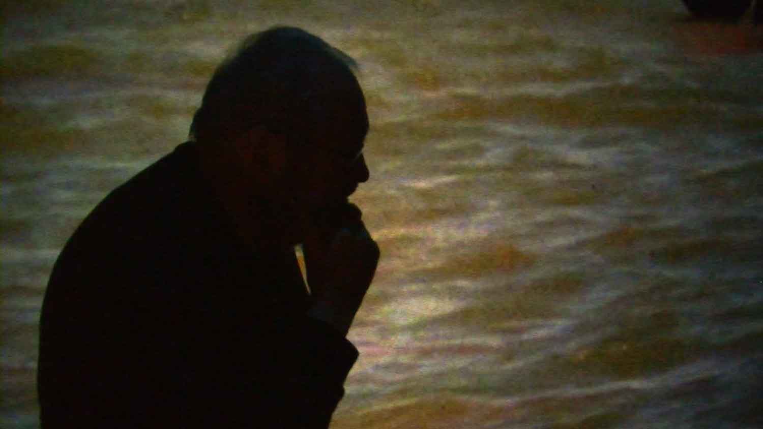 Niblock's Sound Spectrums: Within Invisible Rivers : - Périscope