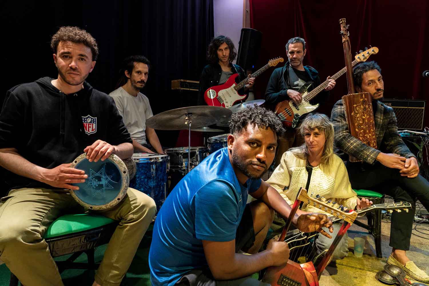 Yalla Miku : Your new favorite band - Périscope
