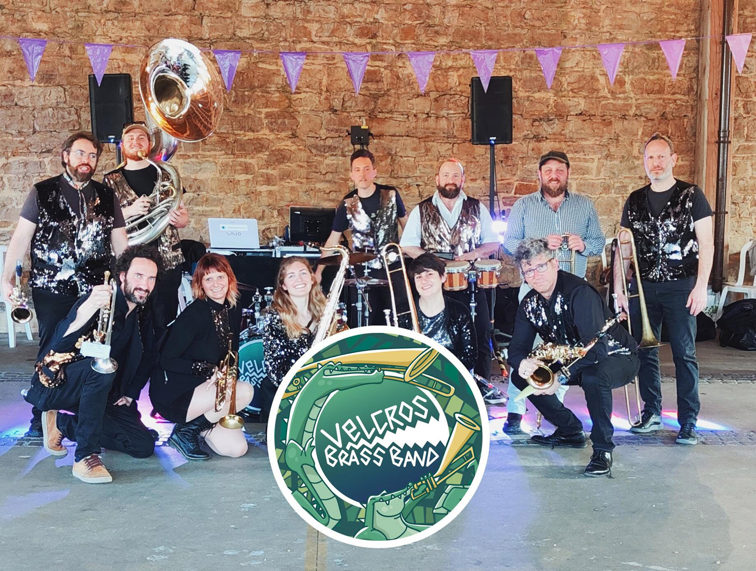 Velcros Brass Band : - Périscope